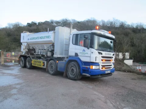 Aggregate Industries scores a full strike with new high early strength ...